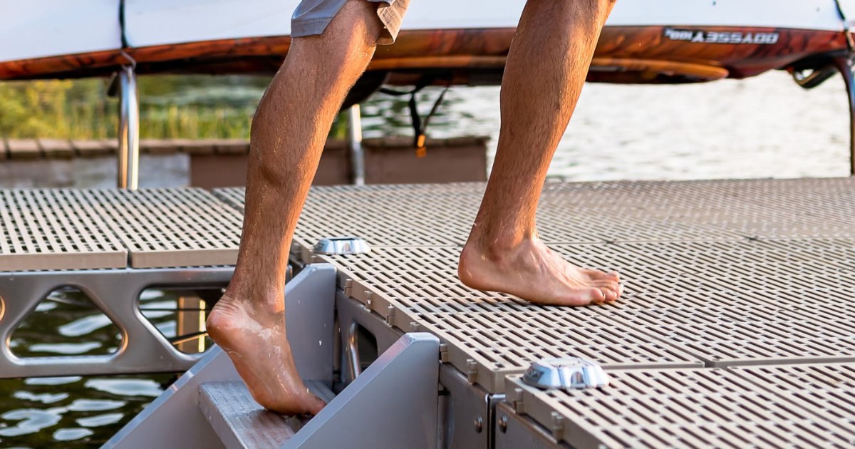 Composite Decking Boards for Any Budget | Free Samples